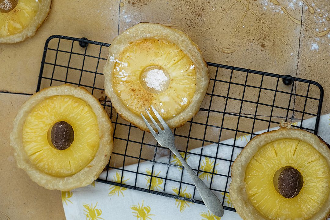 Bladerdeeg gebakjes met ananas - Seizoenen Blog