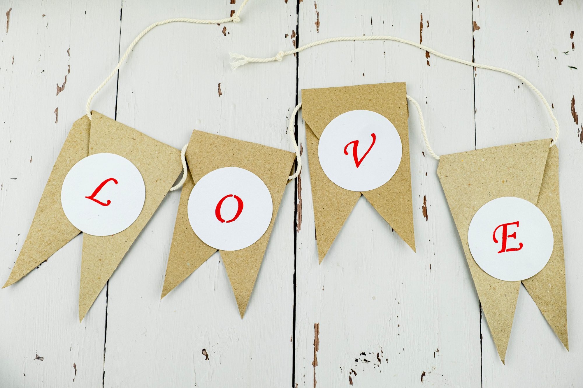 DIY slinger van wc‑rollen: simpel, leuk en duurzaam - Seizoenen Blog